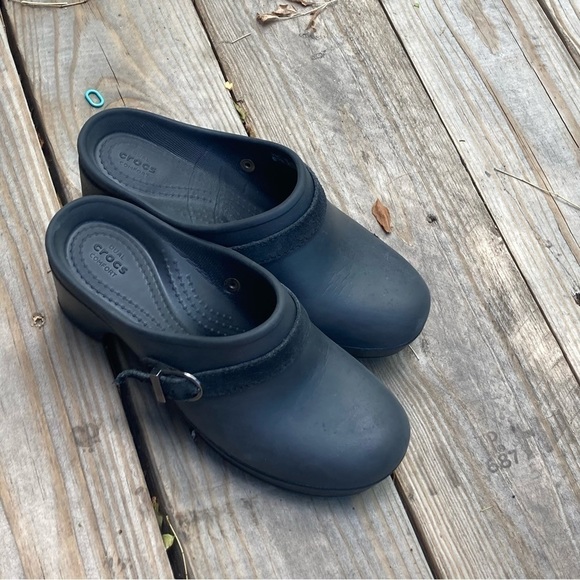 CROCS | Shoes | Black Crocs Work Clogs Women 6 Rubber Slip On Comfort ...